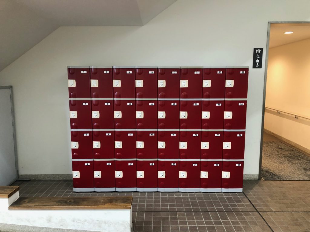 東京都内の私立大学にプラスチックロッカーのフジプラ（FUJIPLA)を貸し出しました
